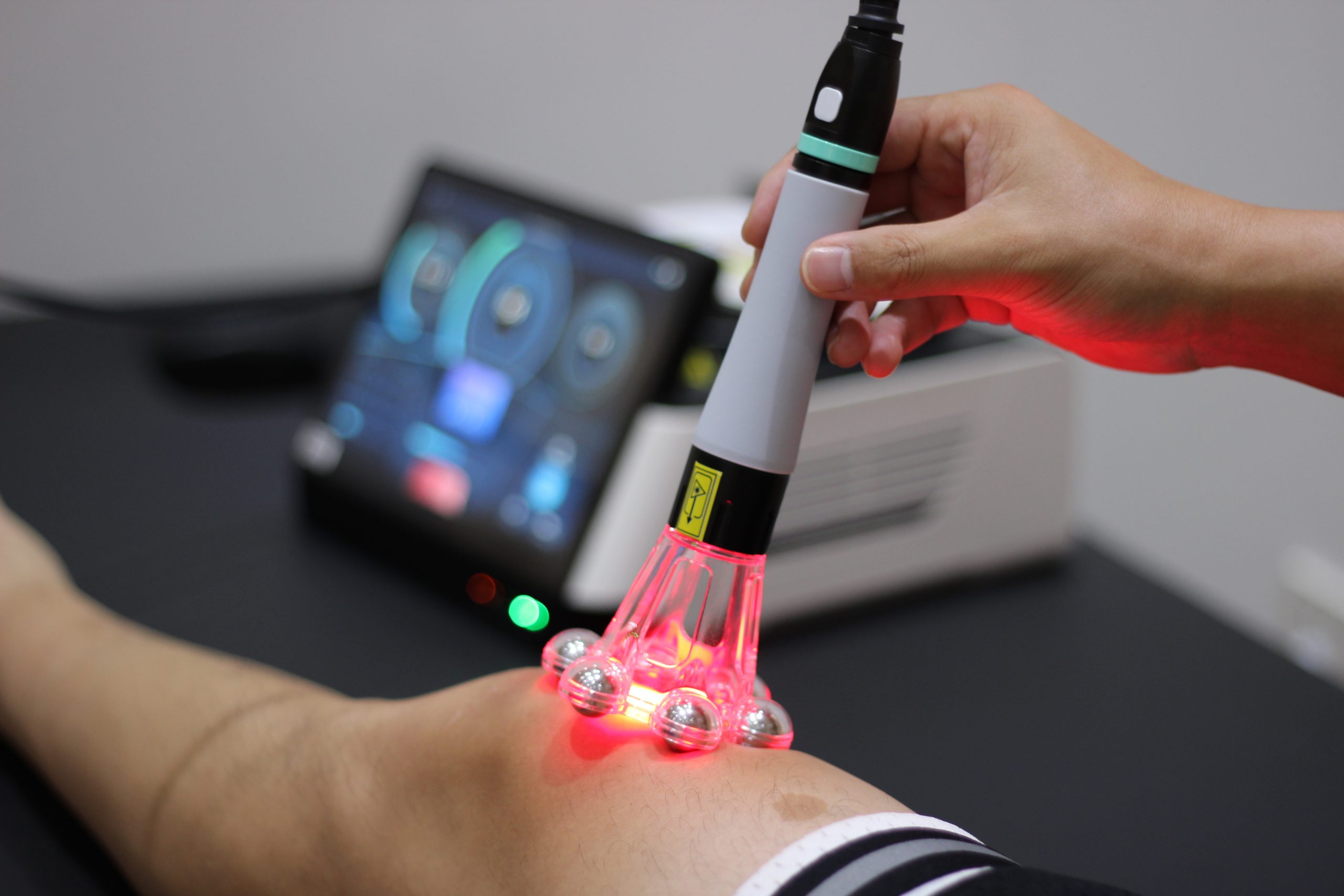 The Therapeutic Effects of Laser Therapy Instruments on Post-operative ...